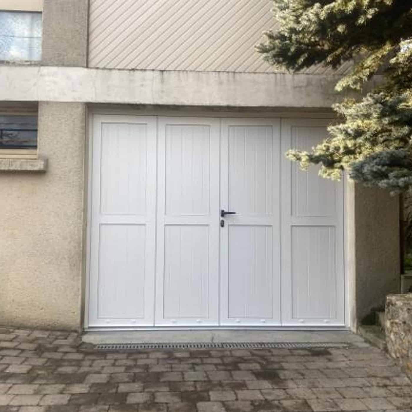 Porte de Garage PVC en Essonne (91) : Fabriquée en France.